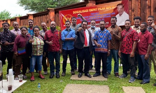 Pdt Ruben Uamang Ajak Warga Perkuat Pemahaman 4 Pilar Kebangsaan Di Tengah Pandemi Covid 19 ...