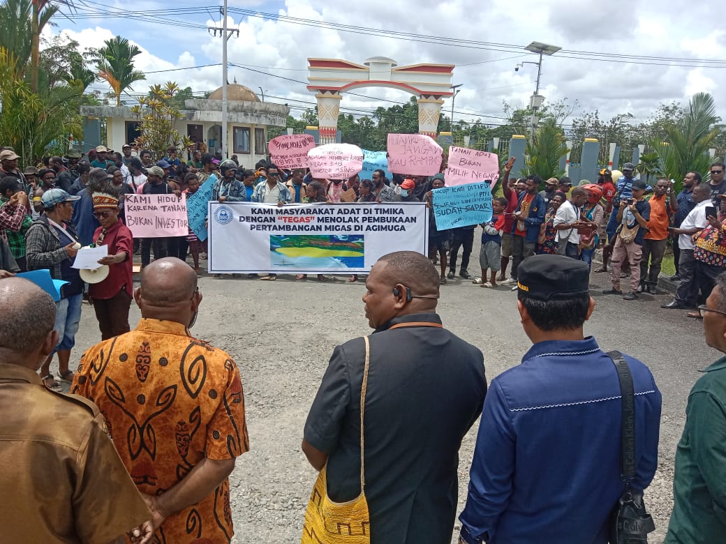 Tolak Masuknya Perusahaan Migas di Agimuga, Warga Amungme Demo ...